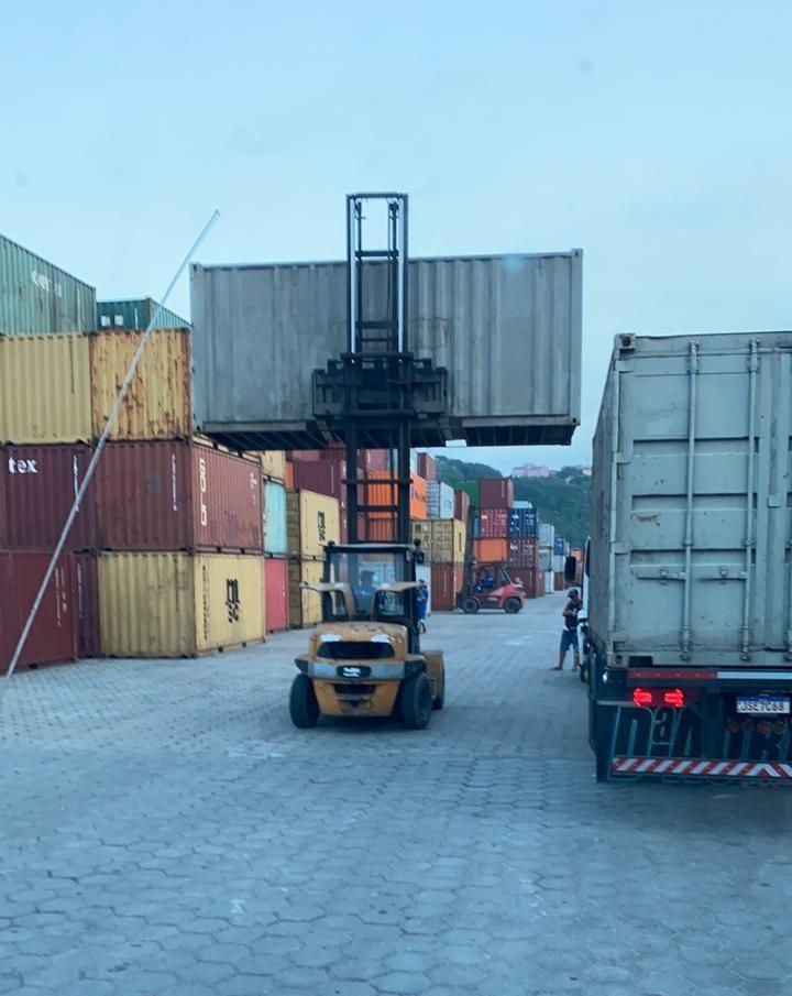 9460B4D9A6E74358955A78B2509193C8 - Meta Containers - Venda e Locação de ...